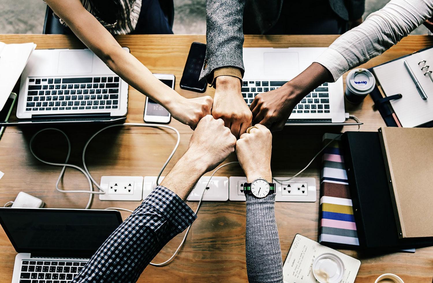 Populaire mensen zorgen voor meer productiviteit - JFK