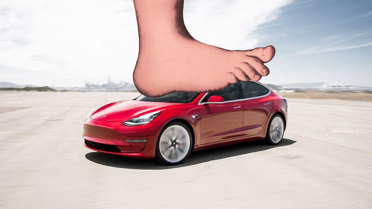 Zo laat je een Tesla klinken als Monty Python - JFK