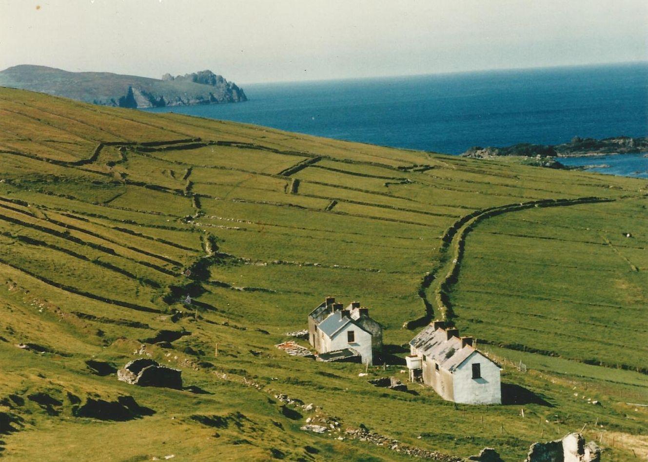 Je kunt dit jaar betaald worden om op een Iers eiland te wonen - JFK