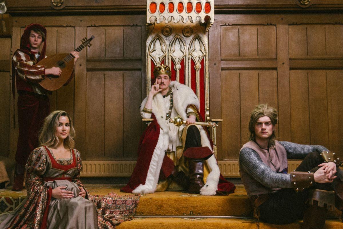 Koning Bram terug op YouTube met nieuwe serie - JFK