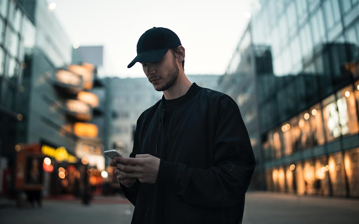 Dankzij 'Heads Up' feature op Android loop je nergens tegenaan - JFK