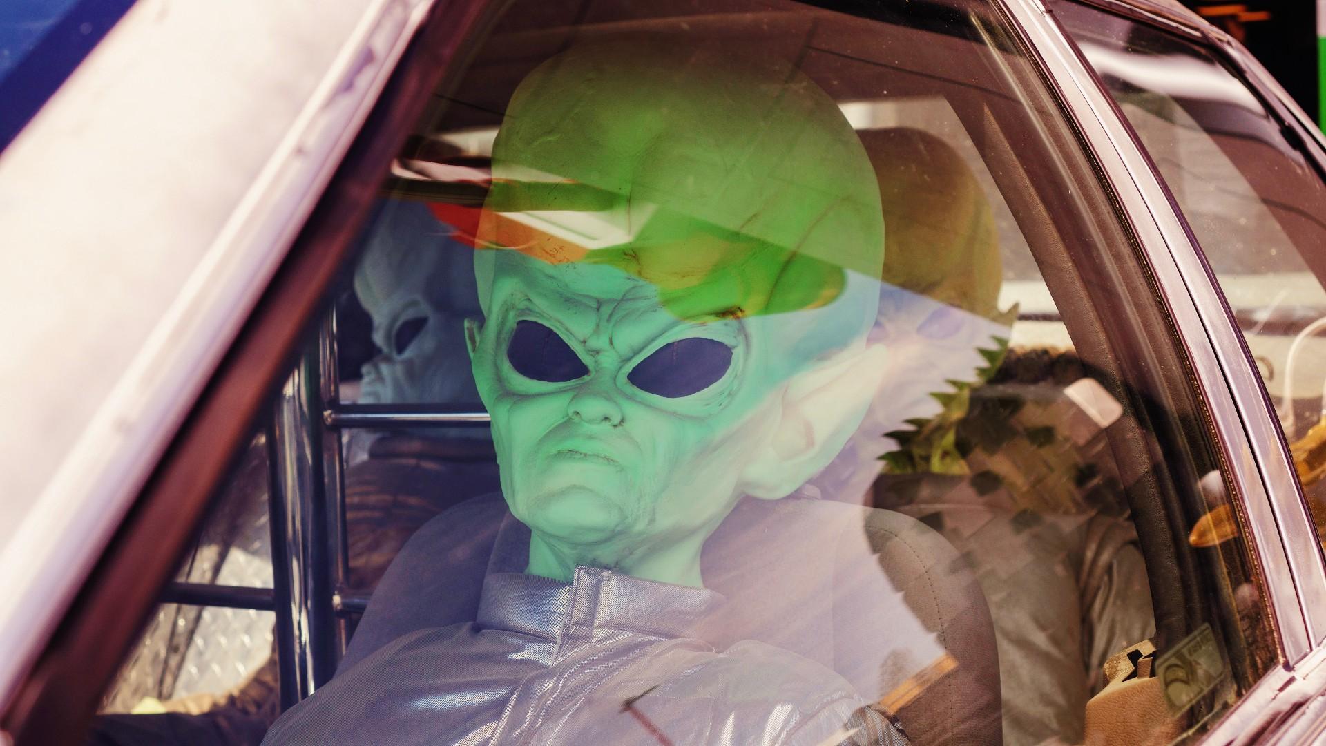 Astrofysicus denkt dat er alien-technologie in de Grote Oceaan is gecrasht