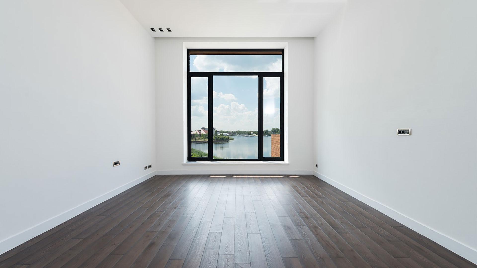 Witte muren schoonmaken? Zo doe je dat - JFK