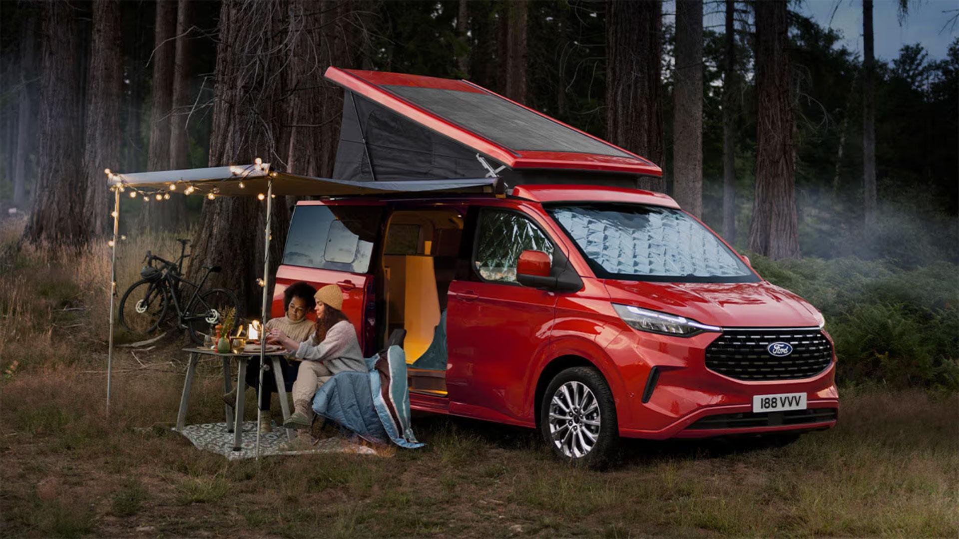 Ford Transit Custom Nugget: een briljant glamping-busje - JFK