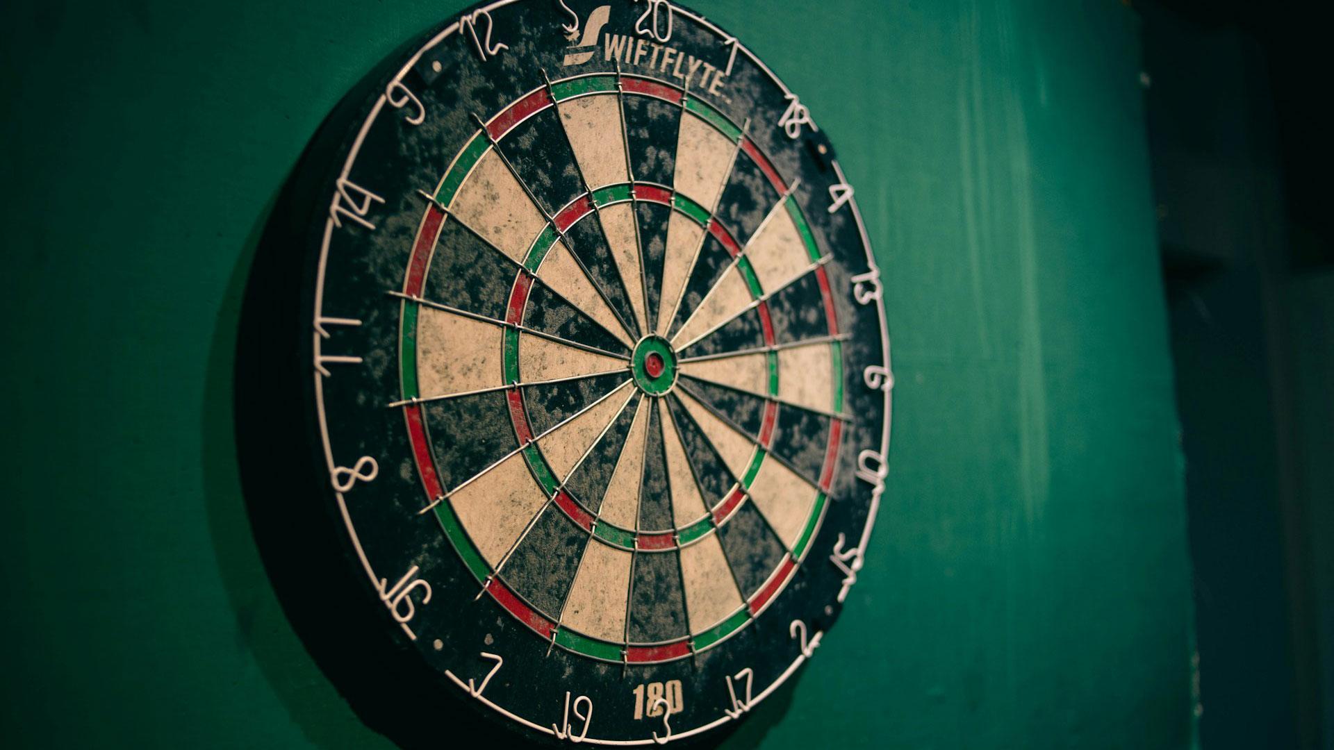 Danny Noppert beleeft het lucratiefste jaar uit zijn dartscarrière - JFK
