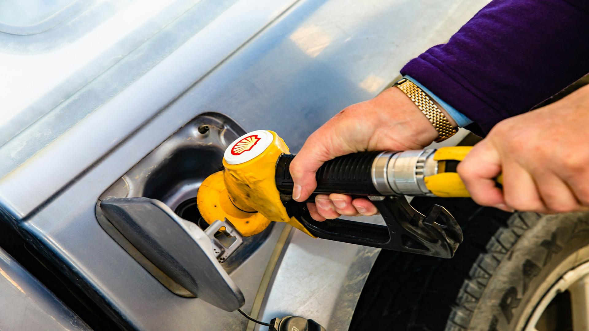 Nederland rekent hoogste accijns op benzine van alle EU-landen - JFK