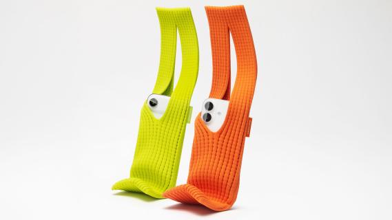 Is de iPhone Pocket van Issey Miyake te koop in Nederland? - JFK