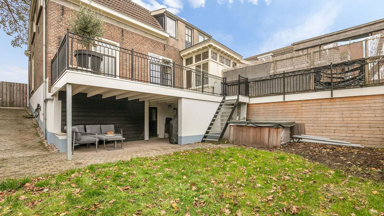Deze dijkwoning in Lobith verrast met een uitzicht dat nooit verveelt - JFK