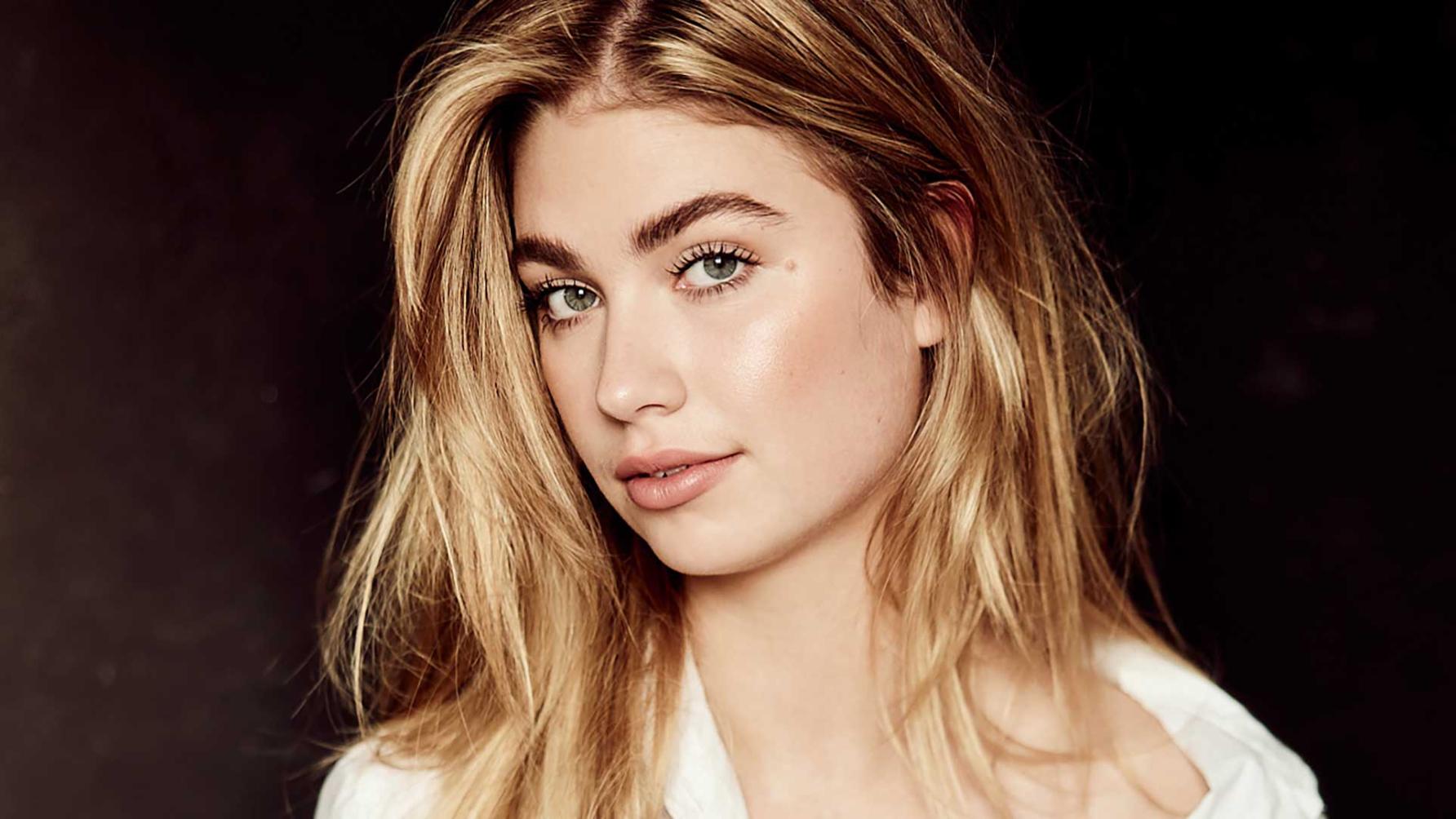 Alles over Roxy Dekker, de popsensatie van 2024 - JFK