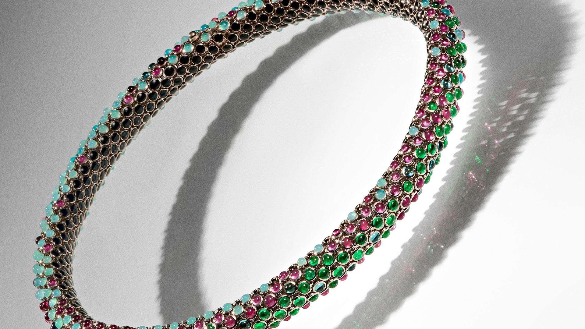 Timothée Chalamet draagt unieke Cartier-creatie (Wonka-première)