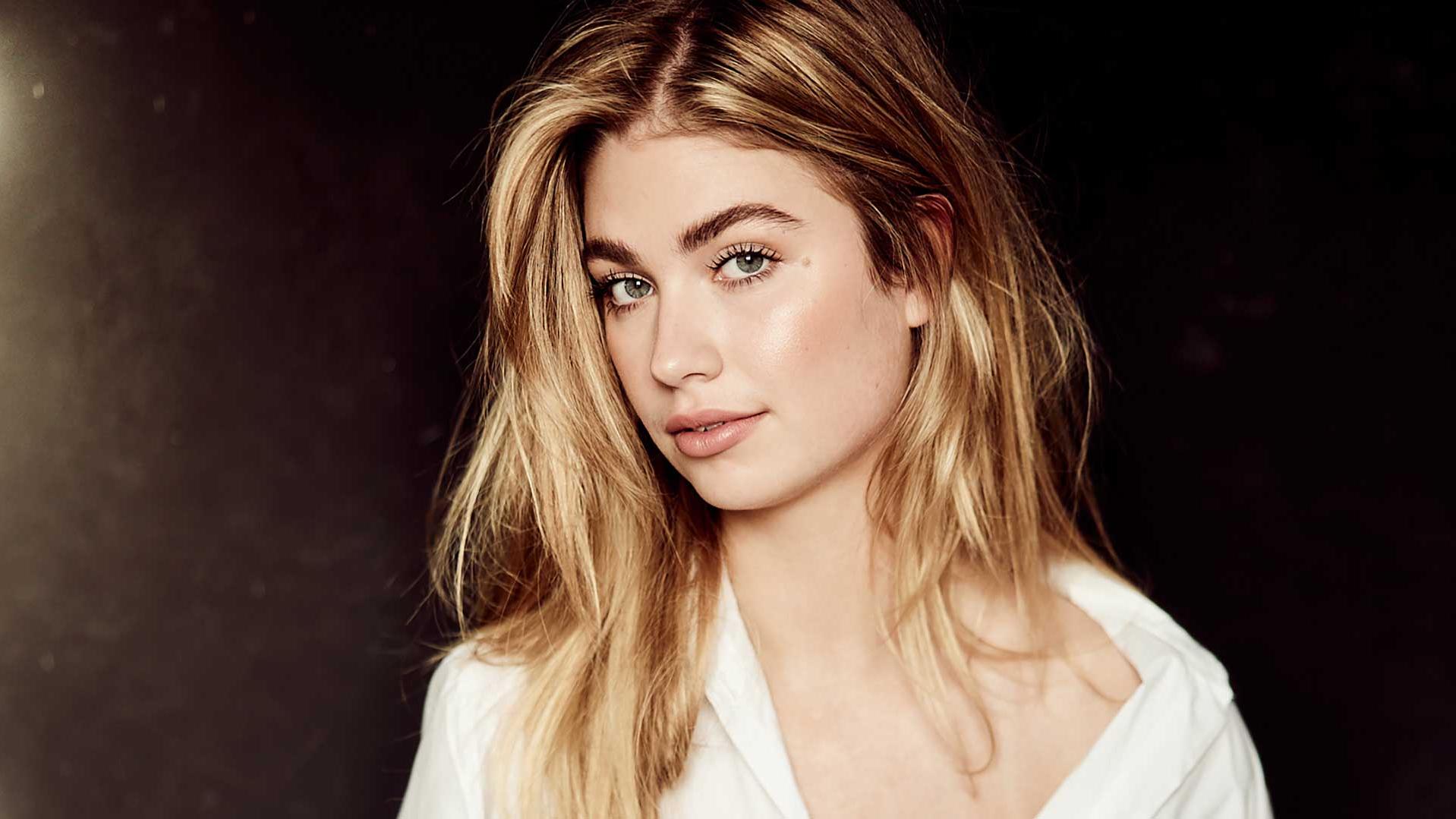 Roxy Dekker: 'Ik wil vooral een credible artiest worden' - JFK