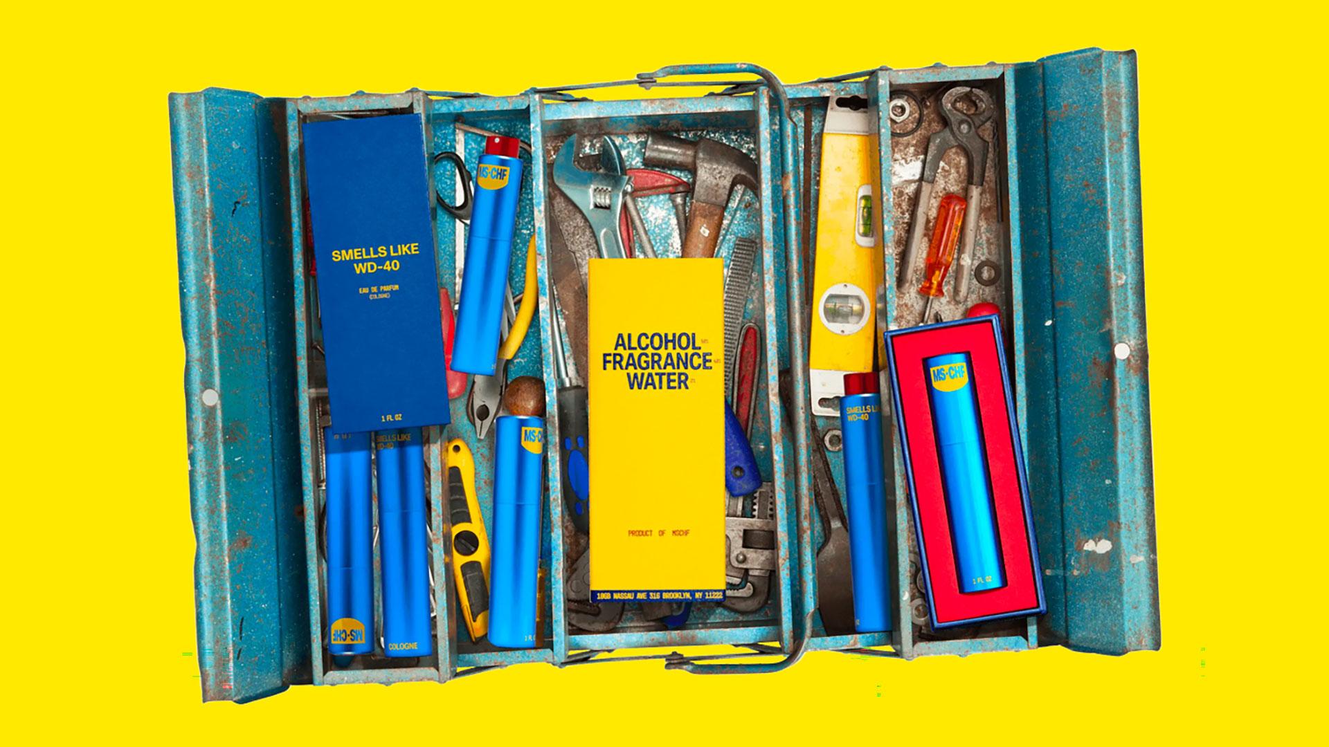 MSCHF lanceert een WD-40 parfum - JFK