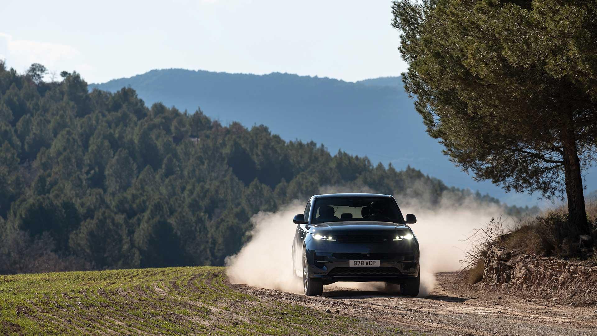 Range Rover Sport Hybrid kan prima elektrisch offroaden - JFK