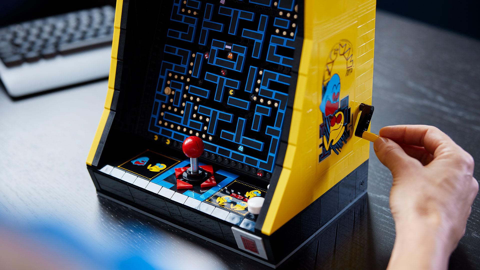 Bouw nu je eigen PAC-MAN Arcade van LEGO - JFK