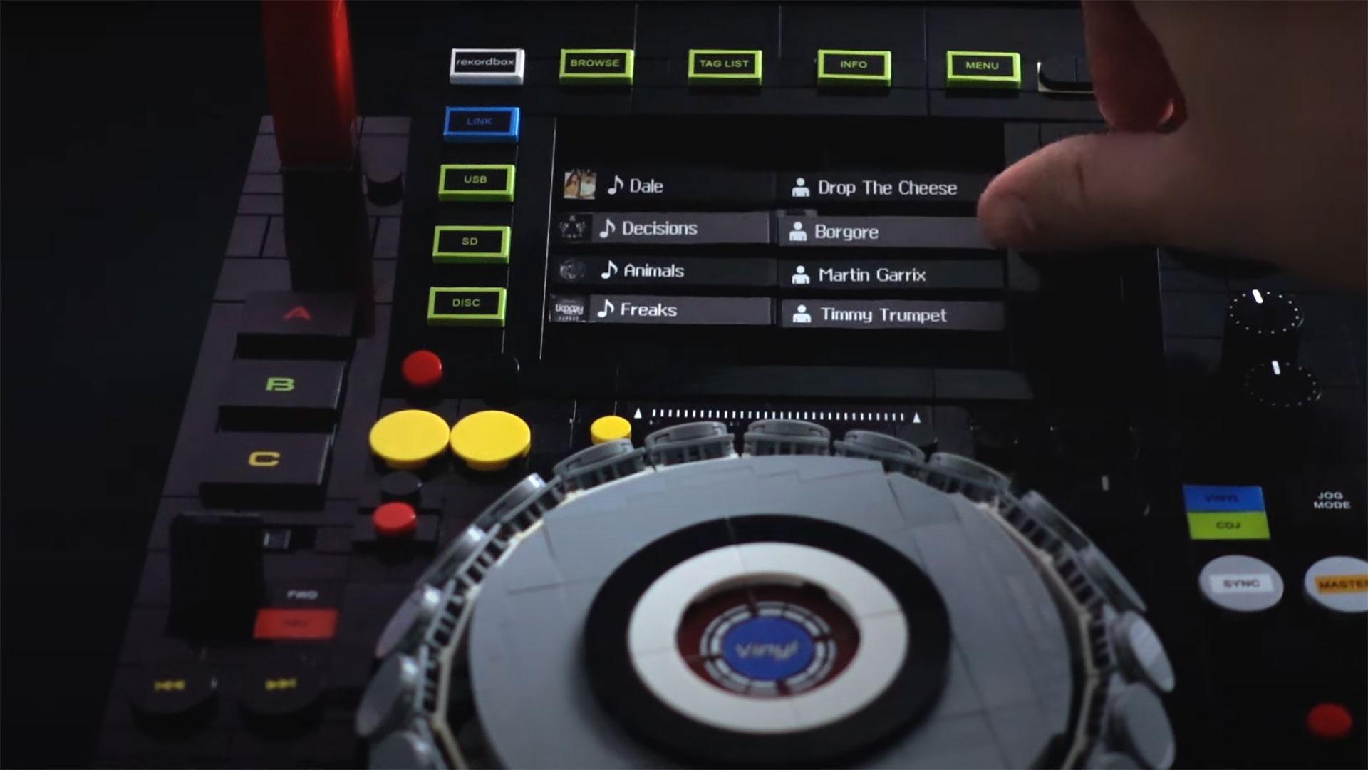 Komt deze bijzondere LEGO Pioneer CDJ 2000 Nexus-set uit?