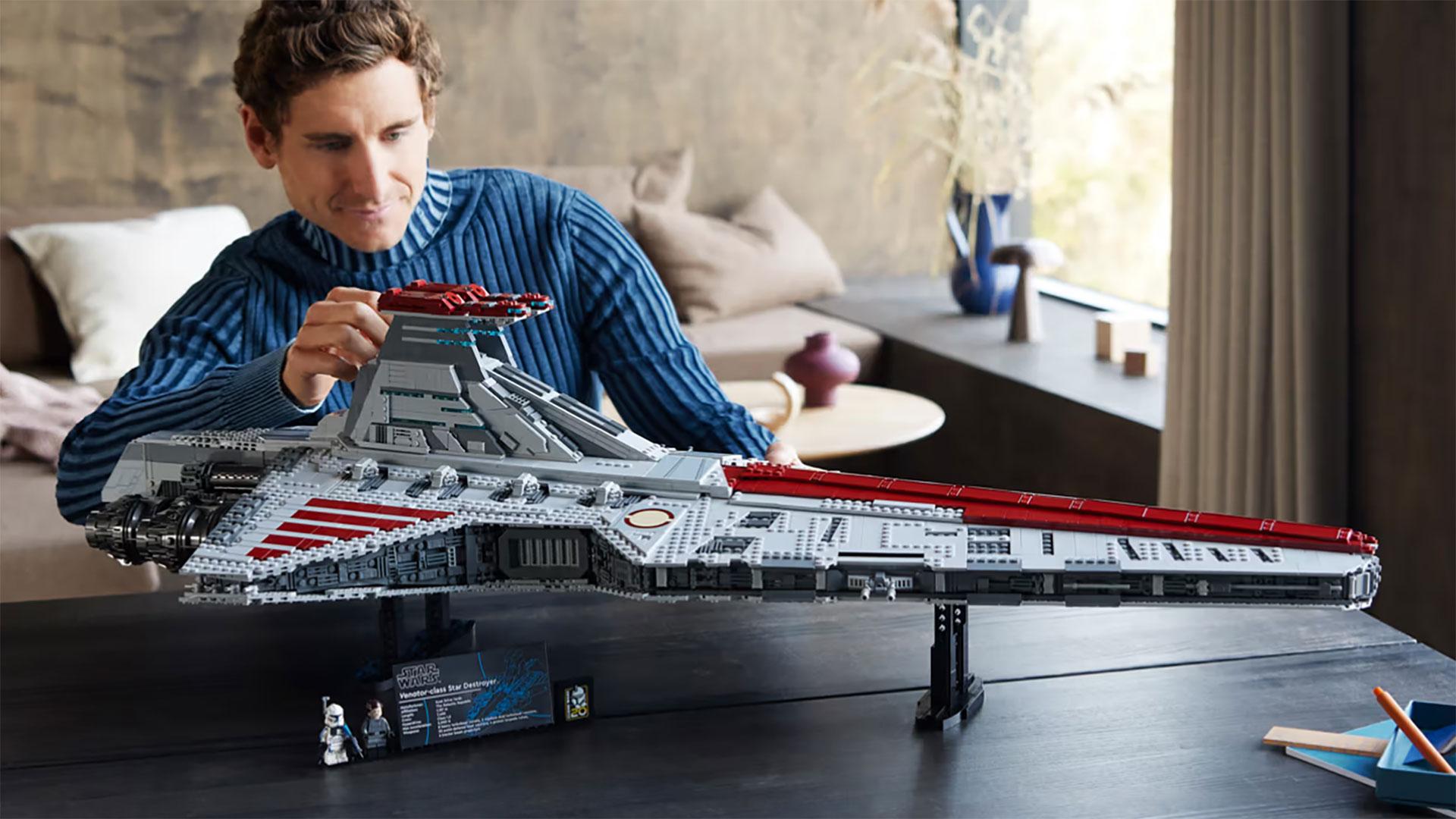 LEGO Star Wars Venator-Class Republic Attack Cruiser: 109 cm