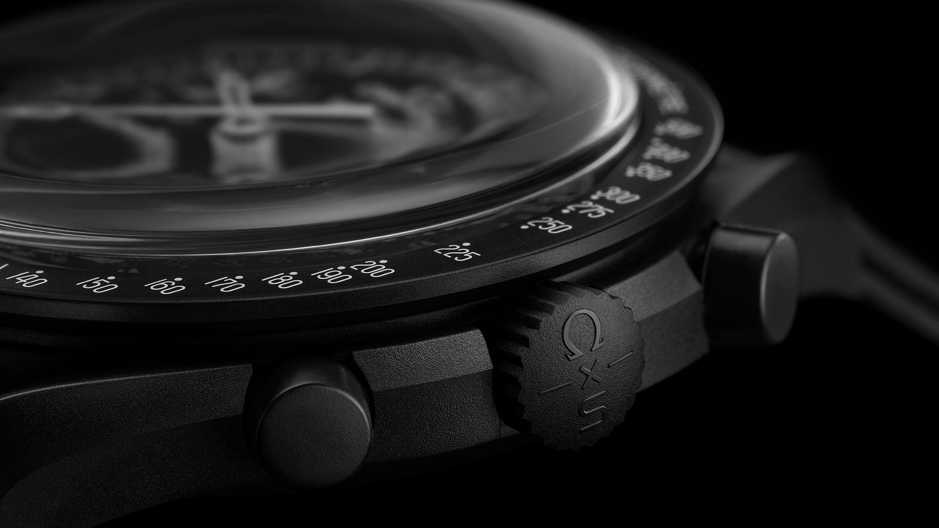 MoonSwatch Snoopy zwart: de duistere kant van de maan