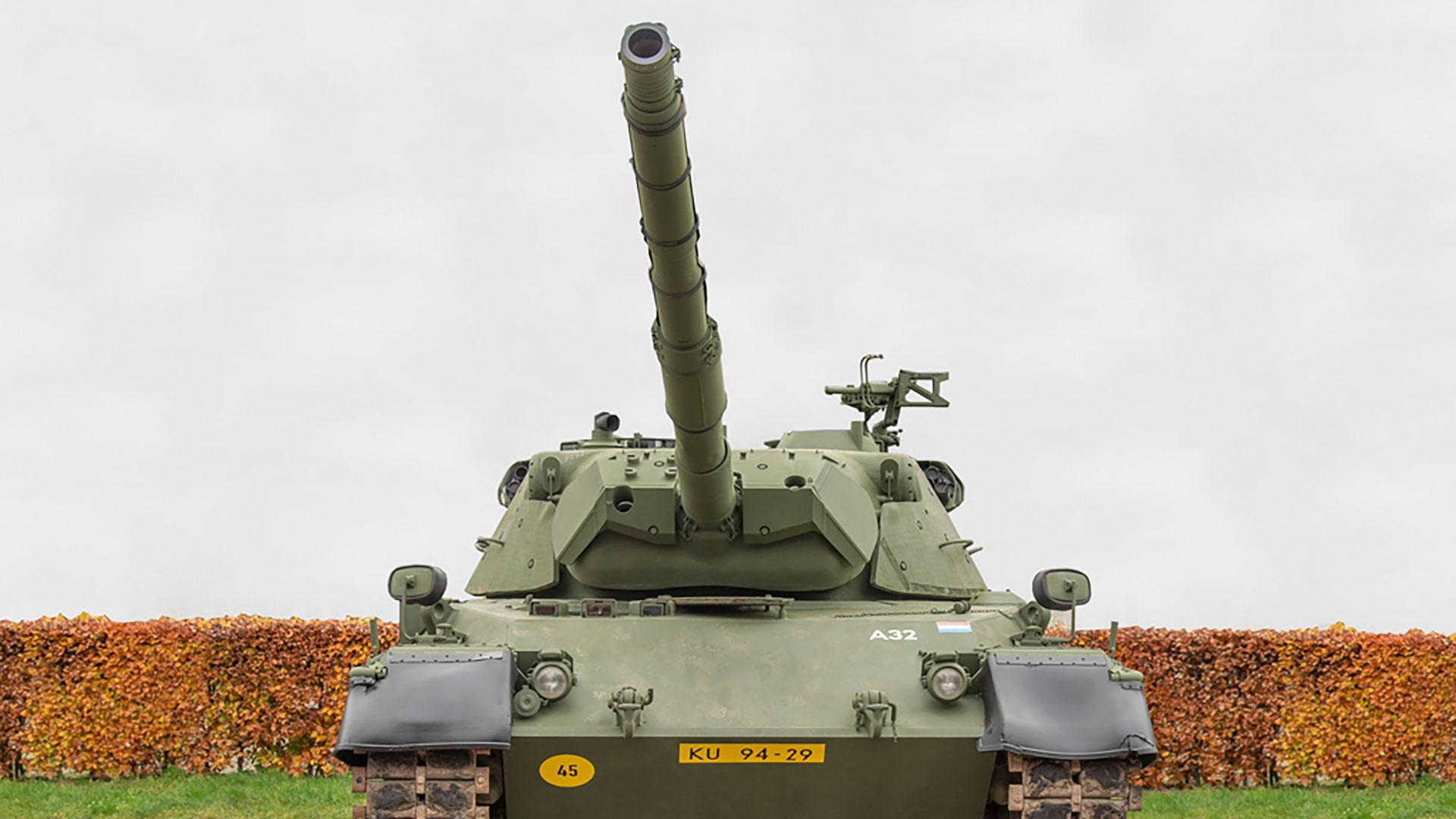 Tank kopen? Doe nu een bod op deze straatlegale Leopard-tank