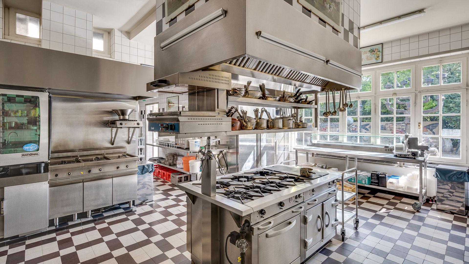 Dit is het grootste huis dat je nu kunt kopen in Nederland (Funda)
