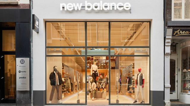 New Balance flagshipstore in Amsterdam kreeg totale metamorfose - JFK
