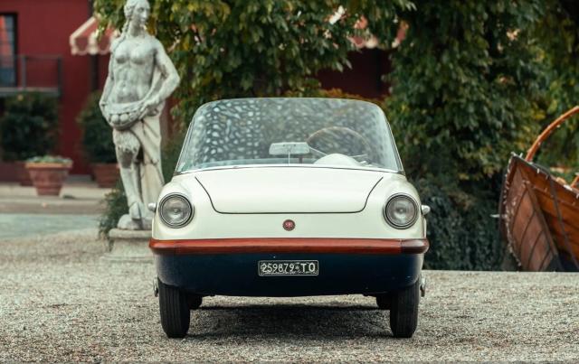 Fiat 500 Spiaggina Carrozzeria Boano geveild voor 370K