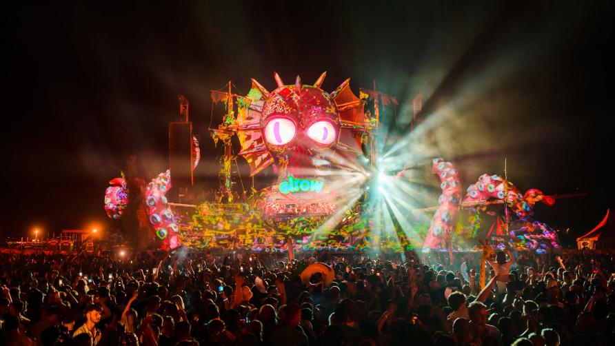 elrow Town festival is een kleurrijk spektakel - JFK