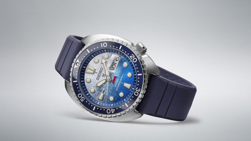 Seiko Jaws-horloge viert 50 jaar filmgeschiedenis met bijtende stijl - JFK