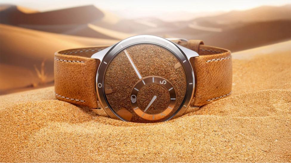 Ressence TYPE 9 S75: echt zand in wijzerplaat en kost ruim 20K - JFK