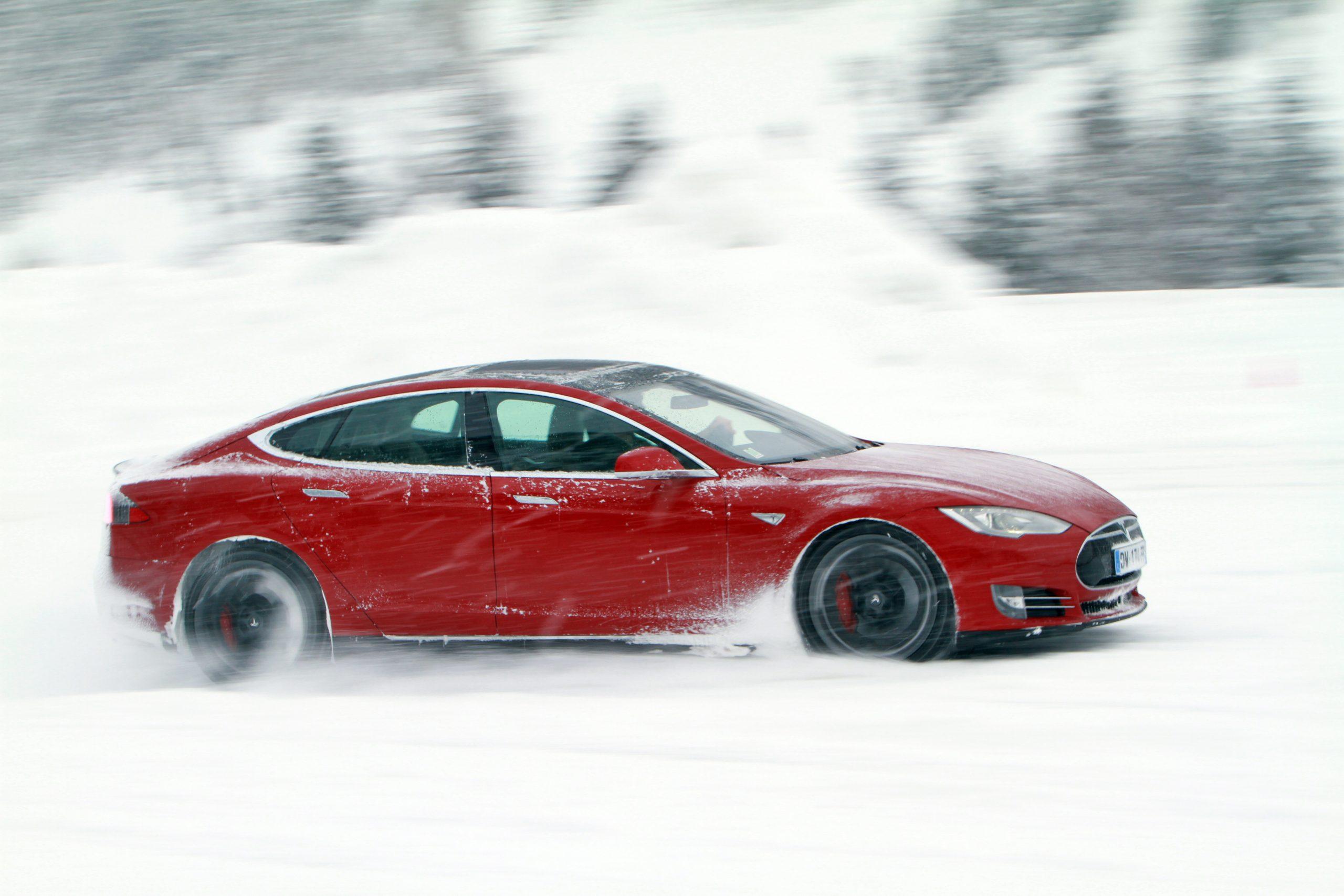 Tesla Model S P90D Ludicrous (2016) - test en specificaties - TopGear