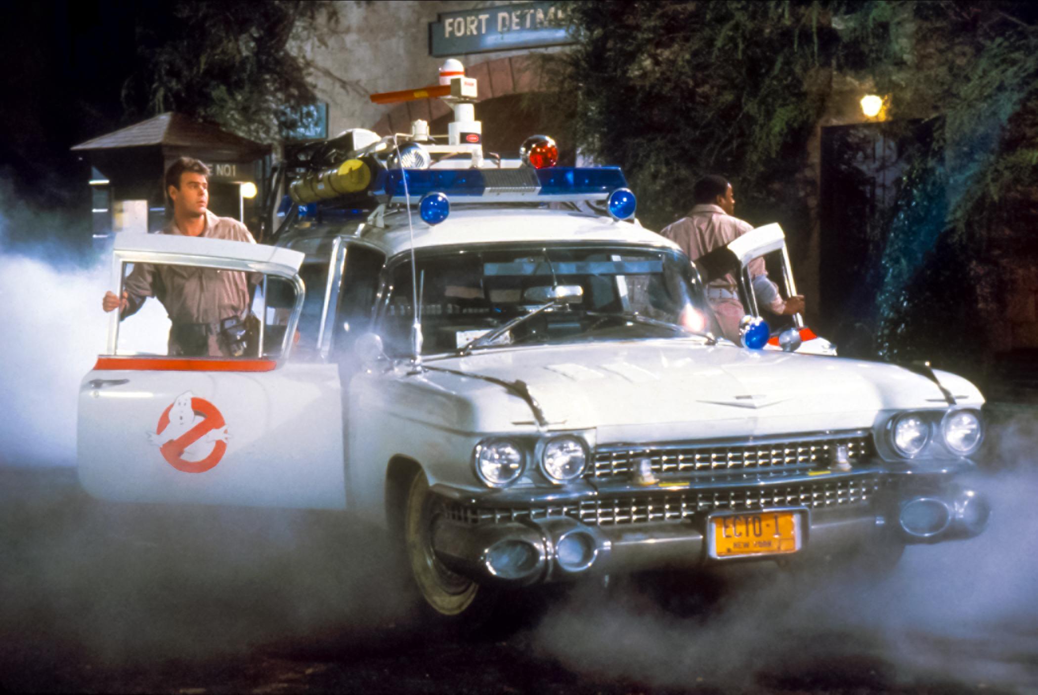 Waarom de Ghostbusters een witte auto hadden - TopGear Nederland