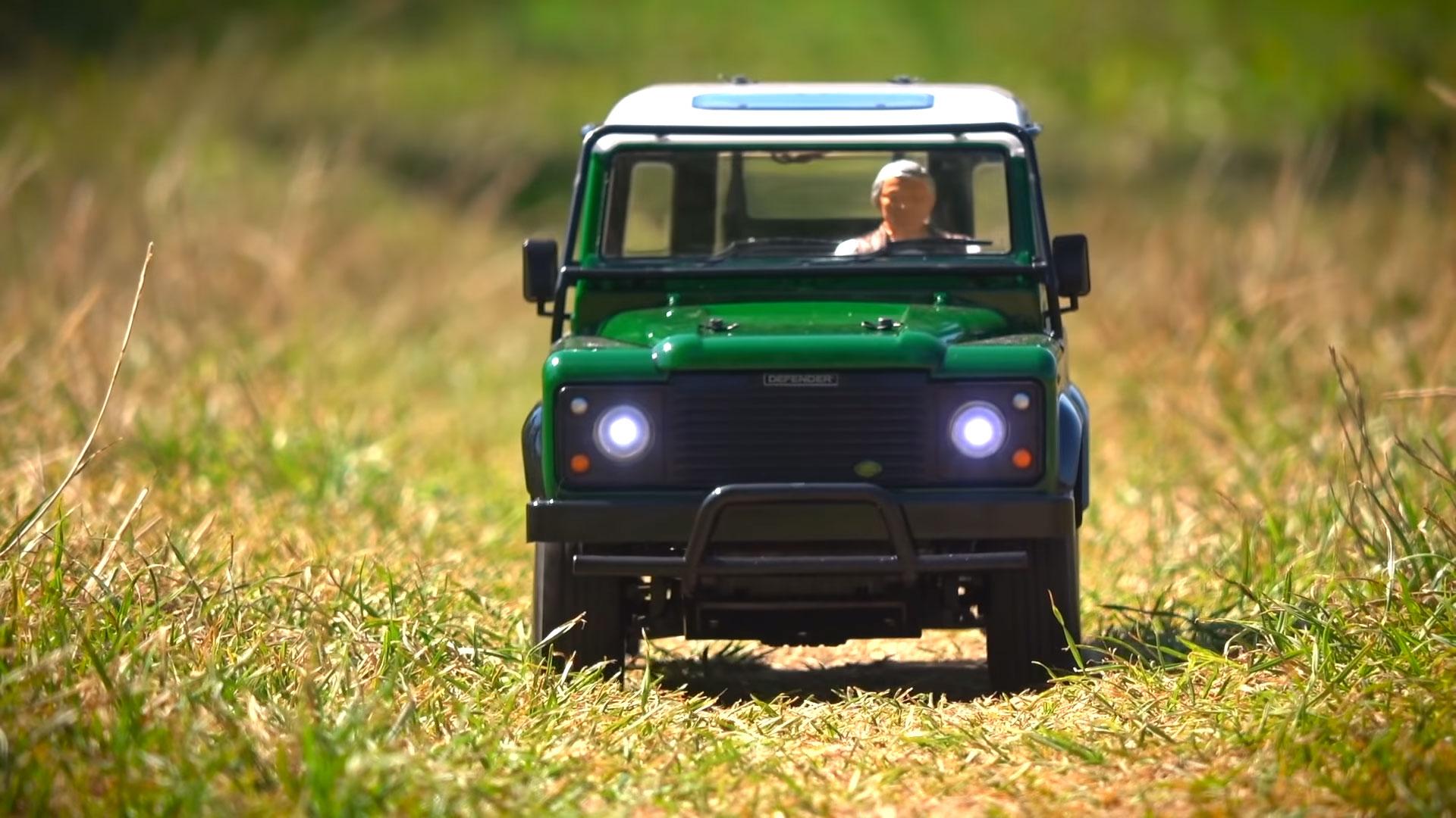 Tamiya Land Rover Defender: volledig elektrisch - TopGear Nederland
