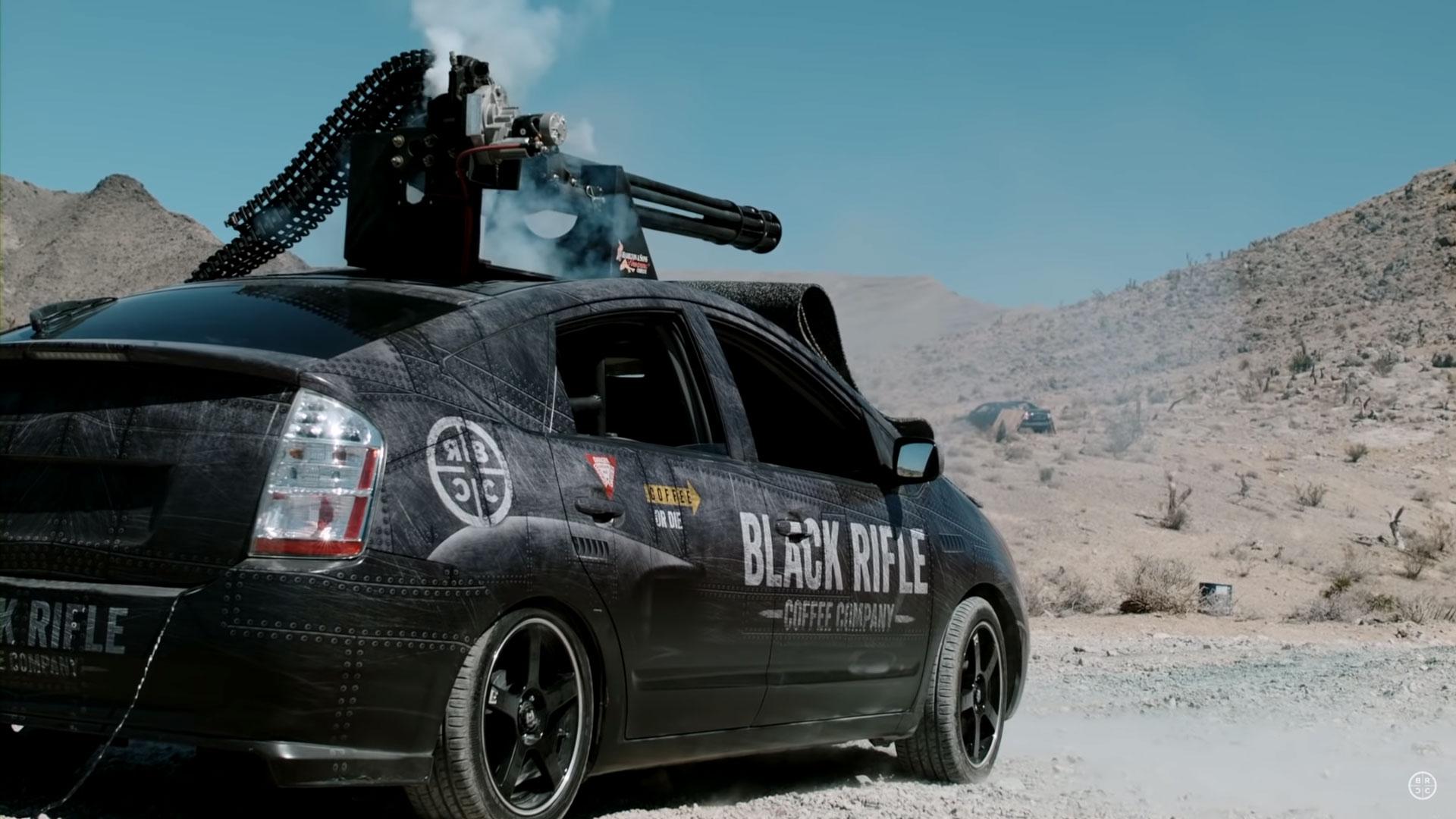 Amerikanen monteren F16-gun op Prius - TopGear