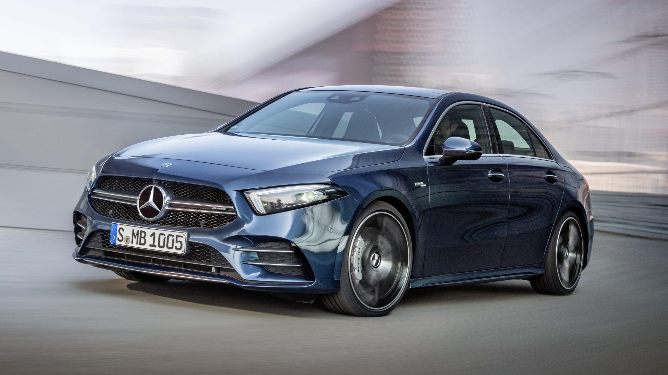 Mercedes-AMG A 35 Limousine (2019) - foto's en specificaties - TopGear