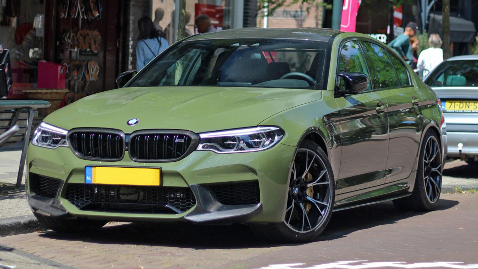 Deze BMW M5 in Urban Green kan van jou zijn - TopGear Nederland
