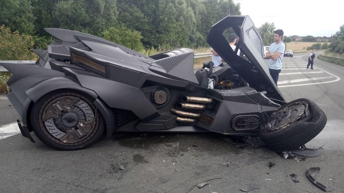 Batmobile van Team Galag crasht in Frankrijk - TopGear
