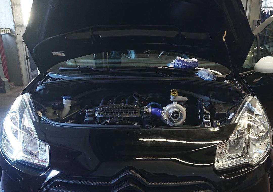 Deze elektrische turbo past op elke auto - TopGear Nederland