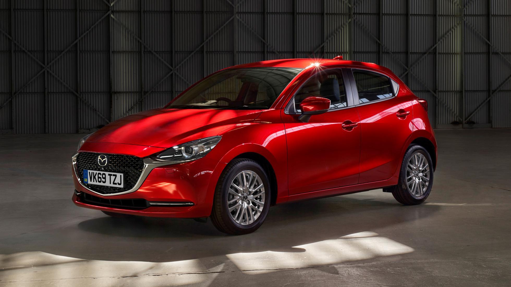 Mazda 2-facelift brengt een frisse neus - TopGear