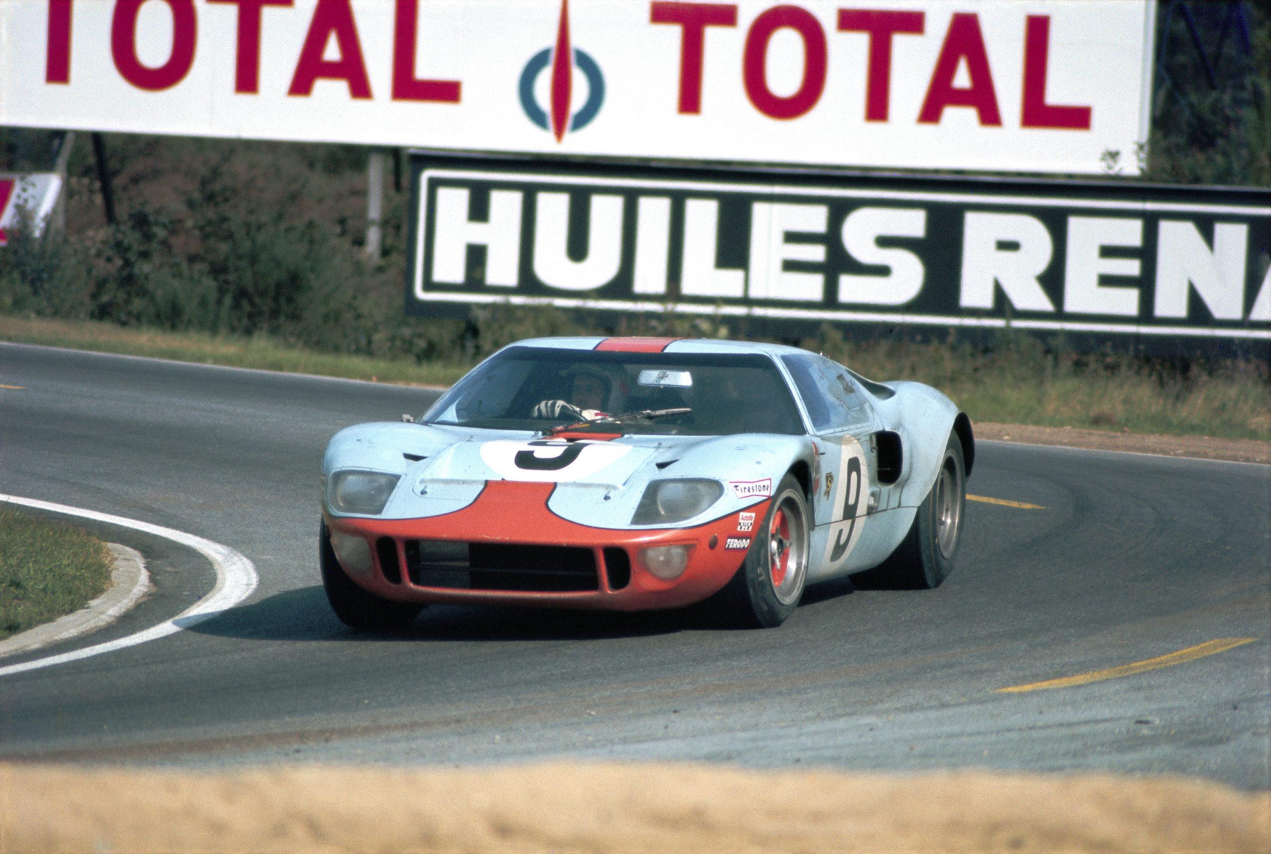 Retro-racer: Ford GT40 Gulf (1968) - TopGear Nederland