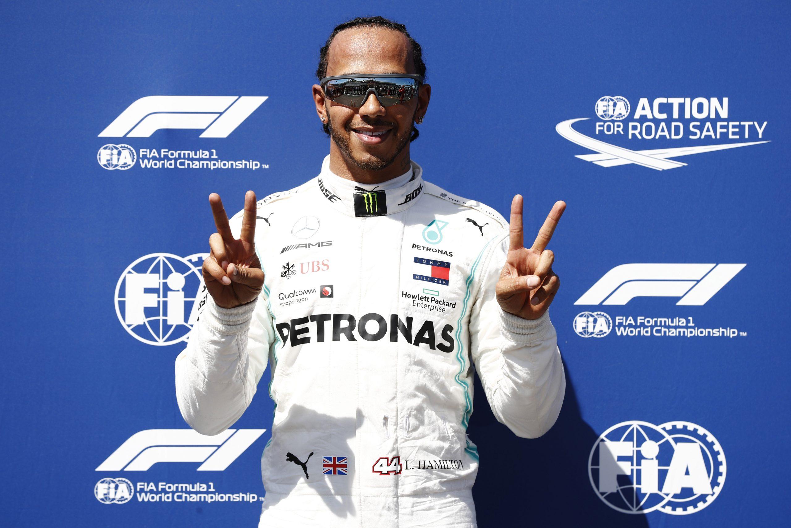 Het is Sir Lewis Hamilton voor jou - TopGear Nederland