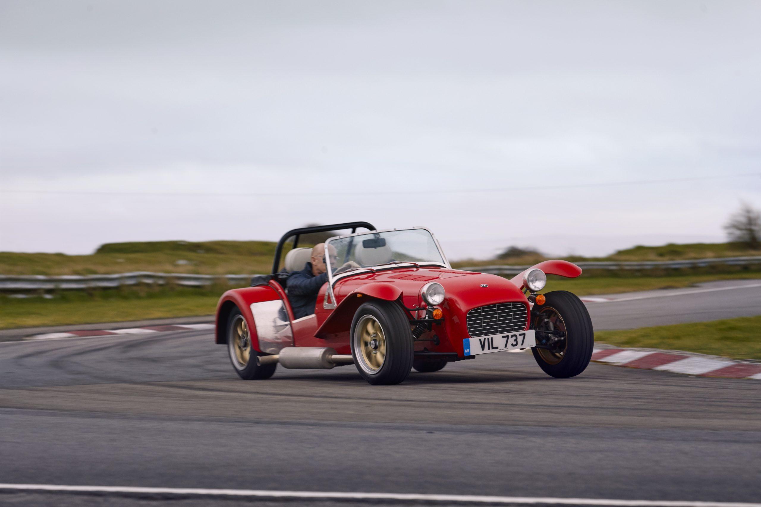 Caterham Super Seven 1600: test en specificaties - TopGear Nederland