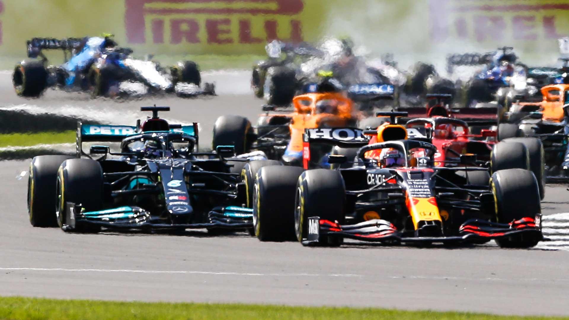 Boordradio Max Verstappen na de crash op Silverstone - TopGear