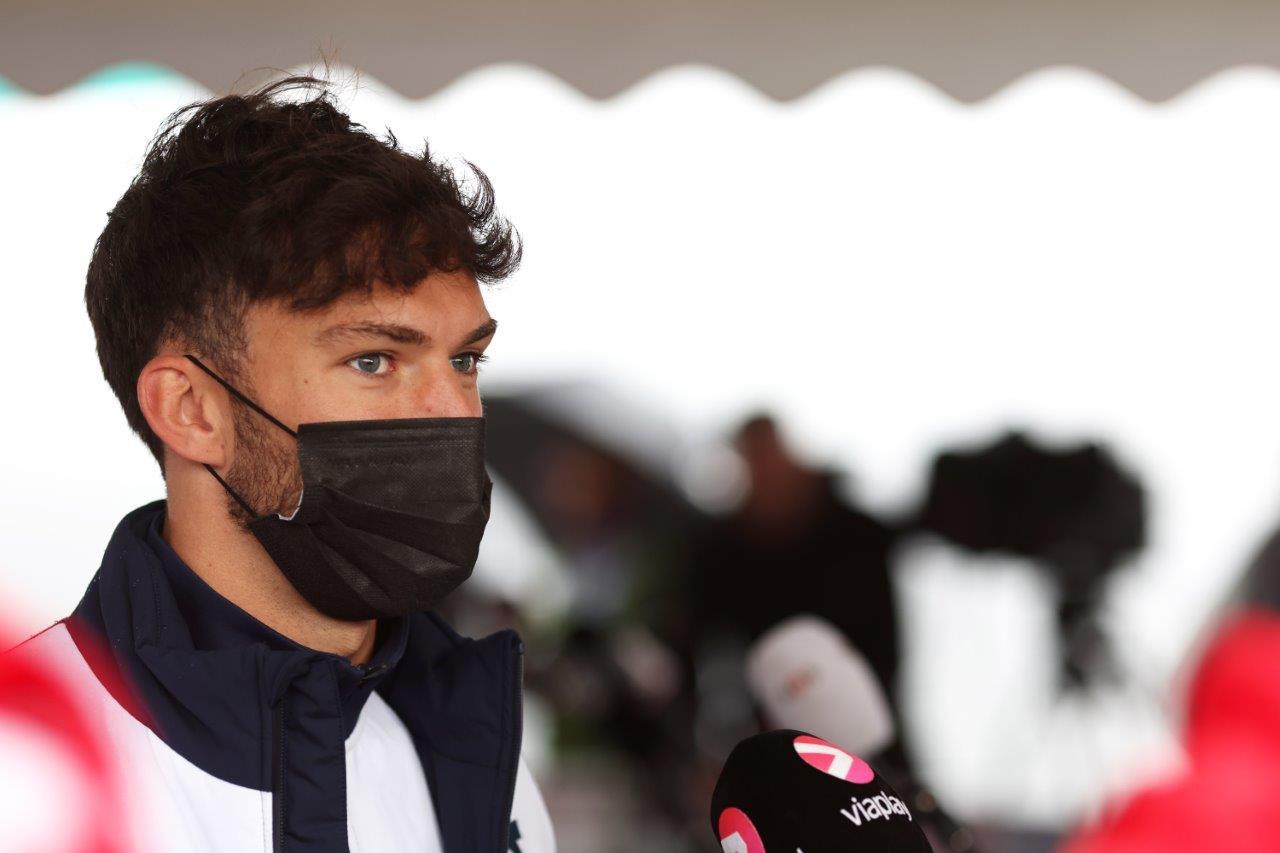 Gasly: ’Was niet heel moeilijk om Hamilton achter me te houden’ - TopGear