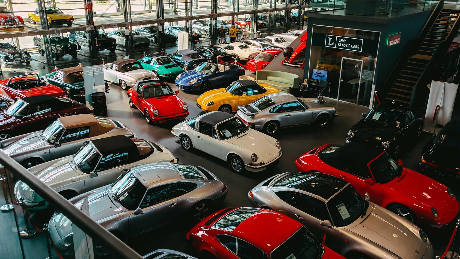 Rekeningrijden is wel voordeliger voor mensen met meerdere auto's