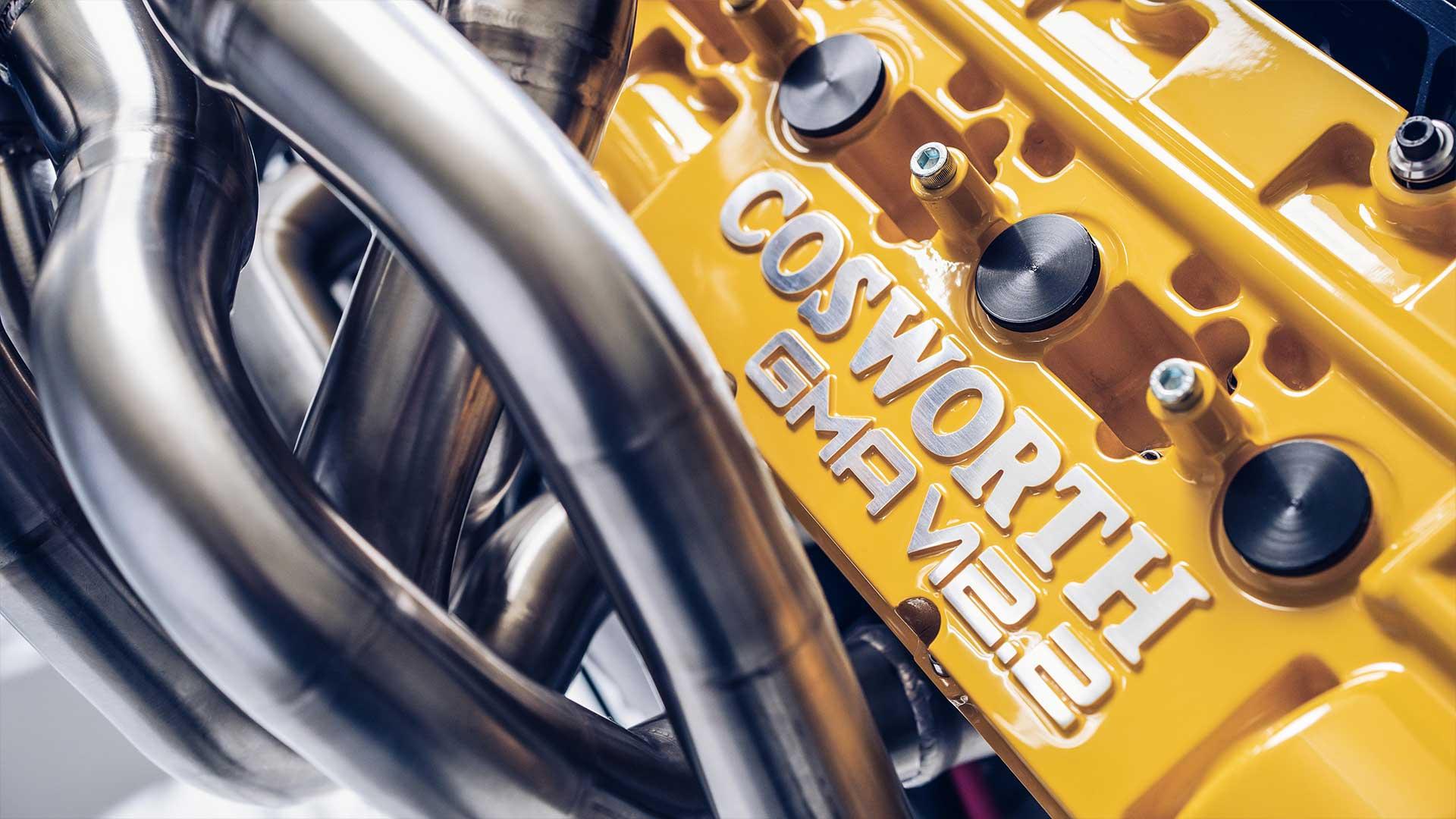 De heerlijke V12 van Cosworth blijft voorlopig verschijnen in nieuwe auto's