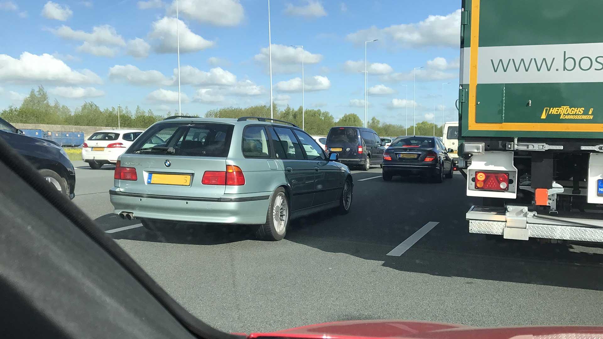 Welke rijstrook (rijbaan) is nou echt het snelst in de file?