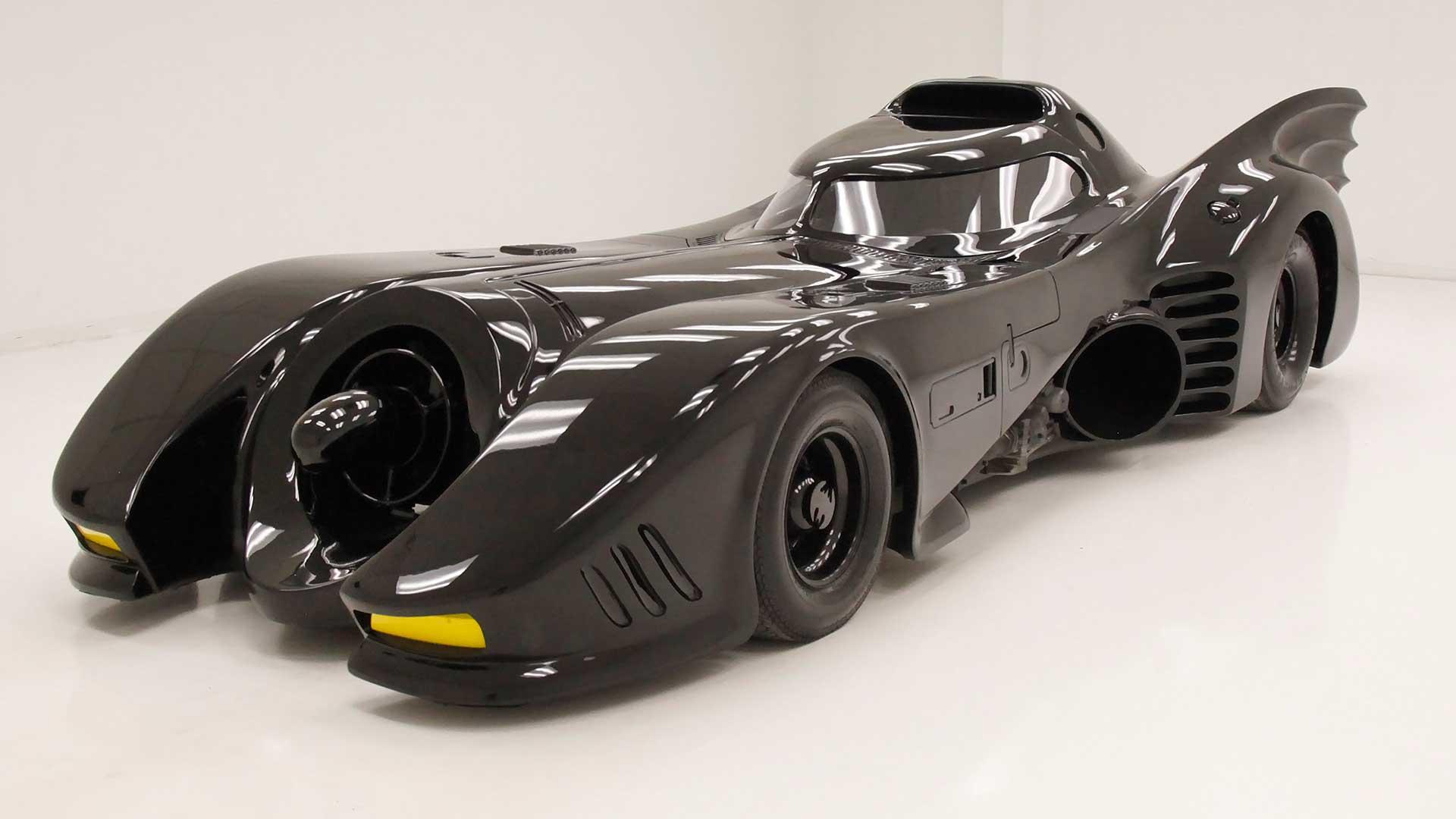 Deze Batmobile-replica kan elektrisch rijden en staat te koop - TG