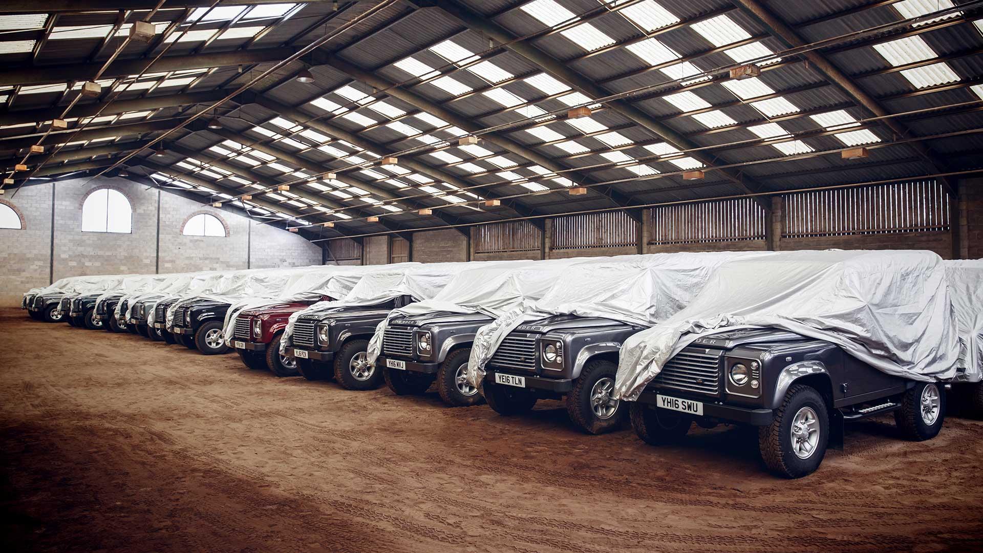 Slimme ondernemer bestelde de laatste 240 Land Rover Defenders