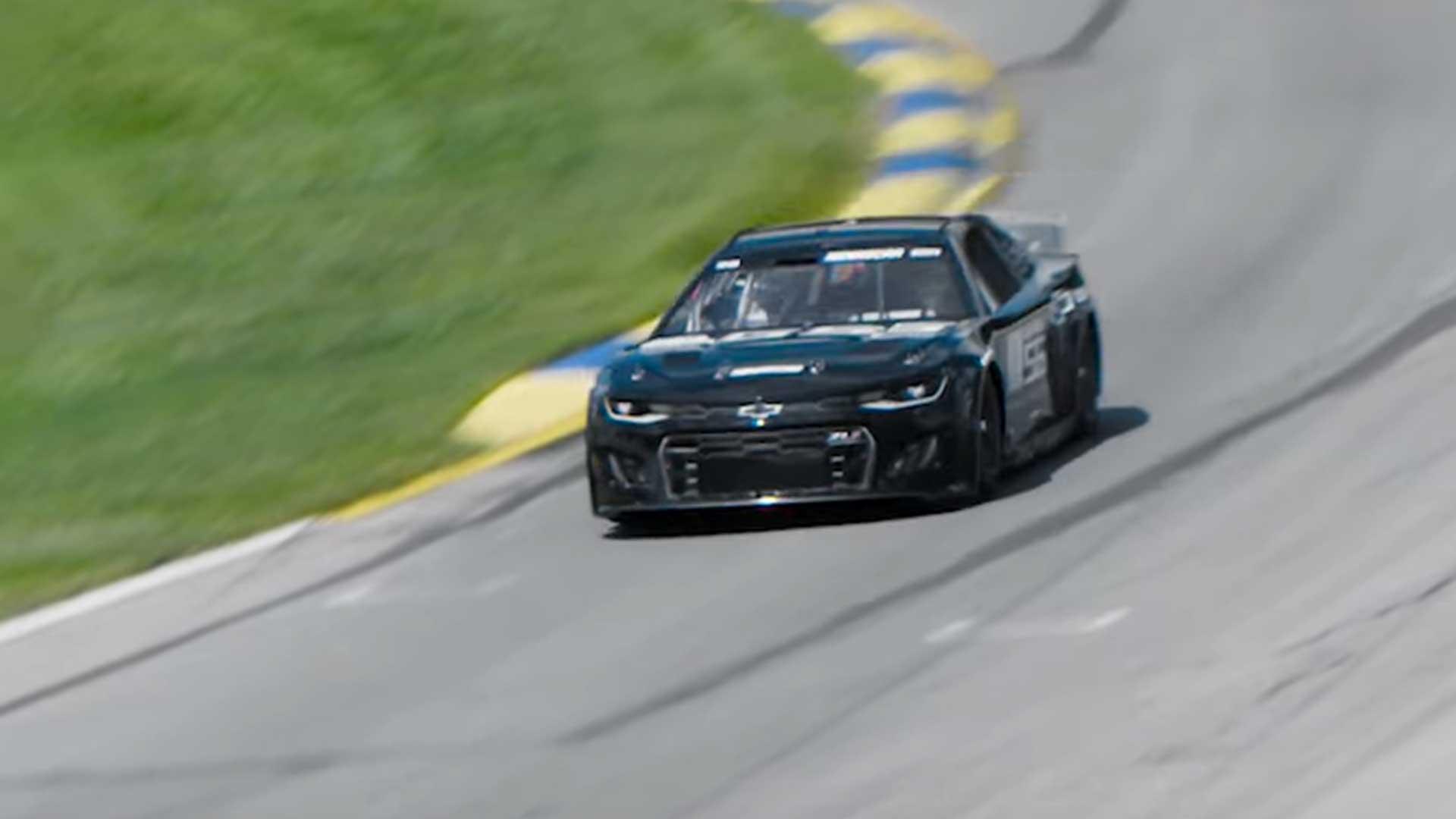 Button gaat in een NASCAR Camaro de 24 uur van Le Mans rijden