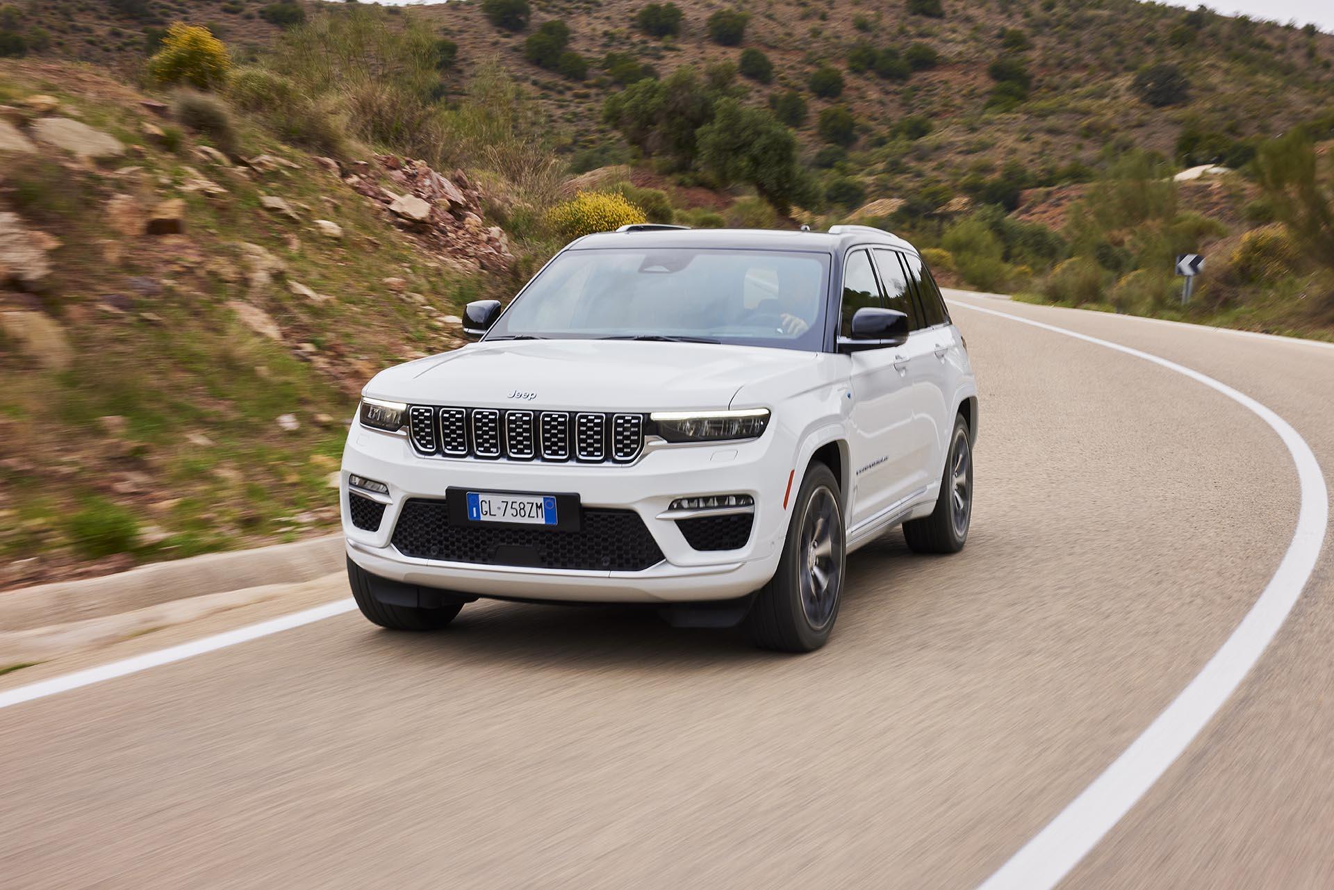 Jeep Grand Cherokee 4xe Plug-In Hybrid Summit Reserve review - TopGear
