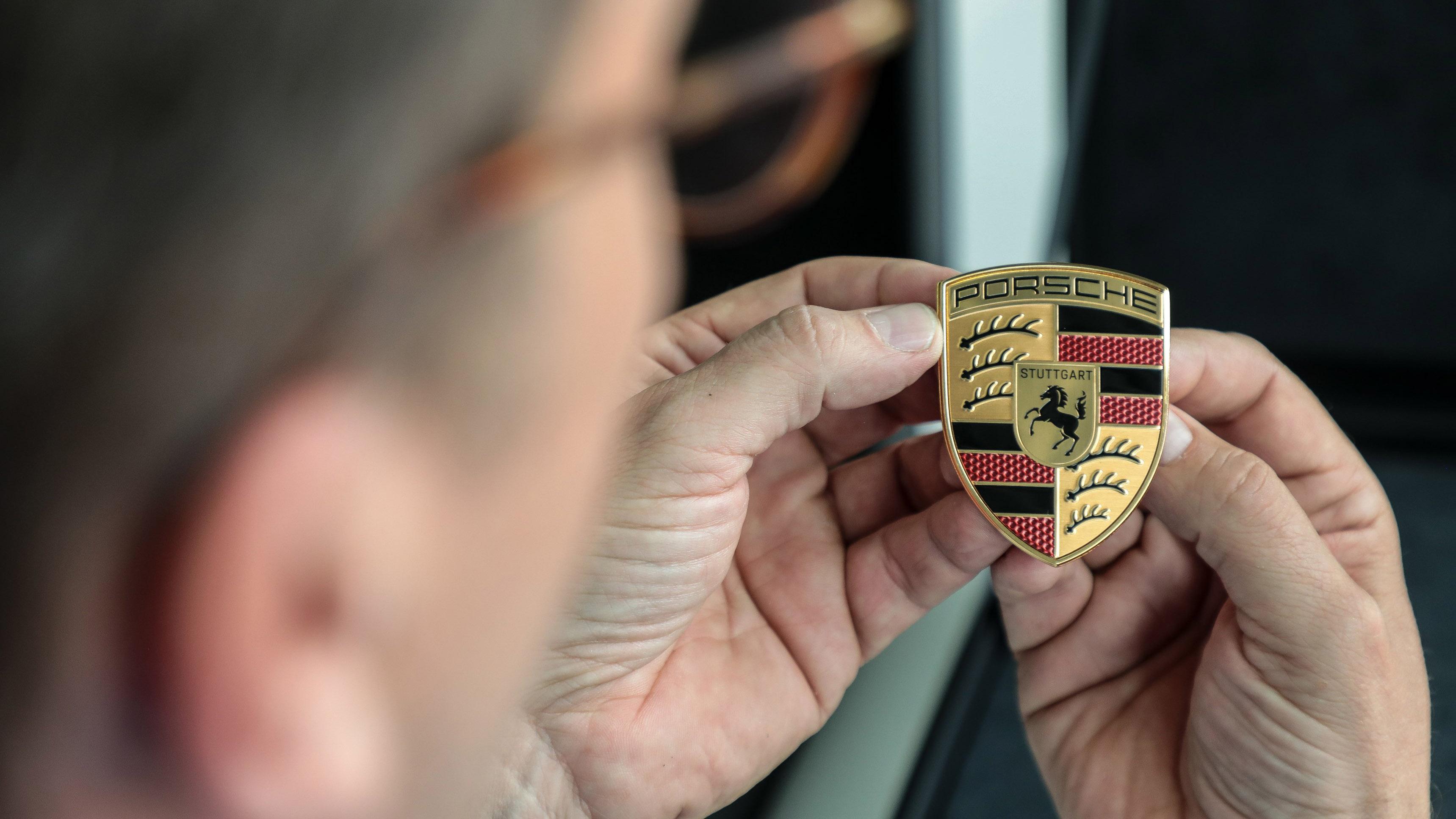 Het nieuwe logo van Porsche: dit is er allemaal anders